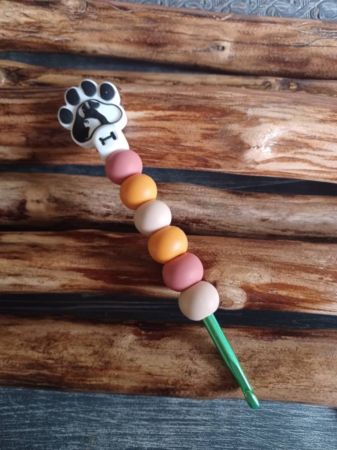 Silicone Beaded Crochet Hook. Ergonomic Hook. Paw Print - Etsy
