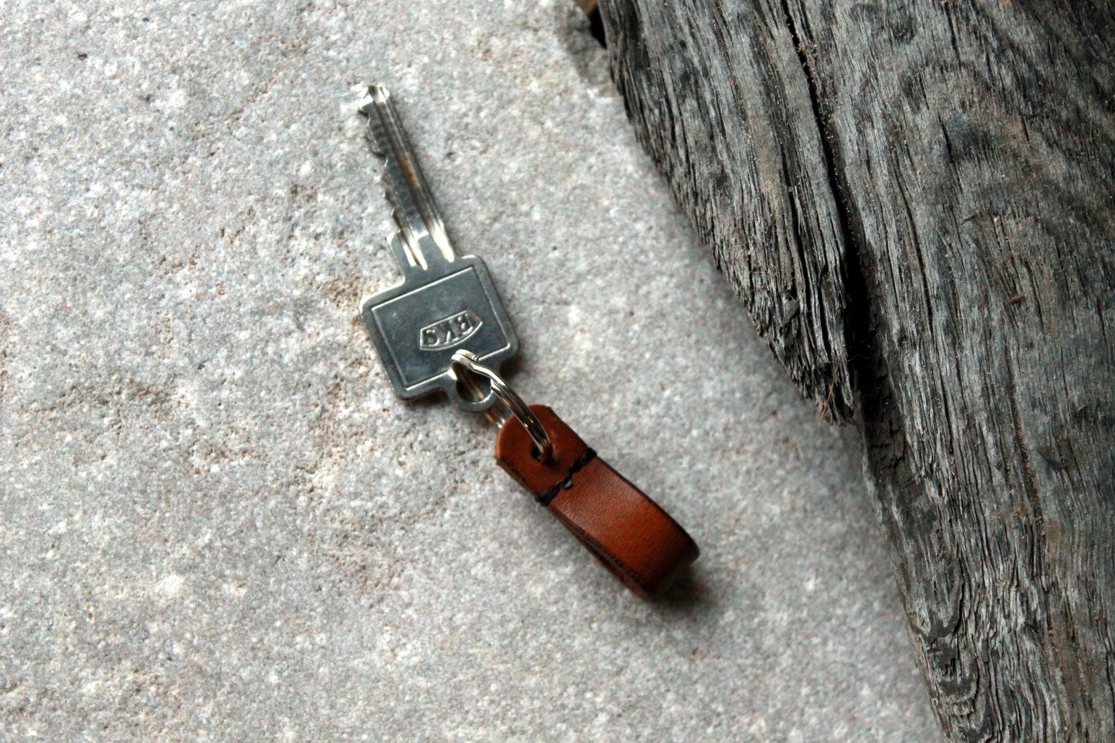 Small Keychain, Leather Key Fob, Leather Keyring, Short Leather Lanyard ...