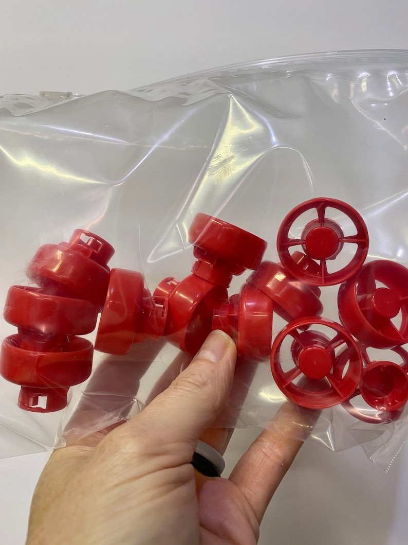 Up-cycled Plastic Lids, Baby Food Pouch Caps, Plastic Caps, Plastic ...