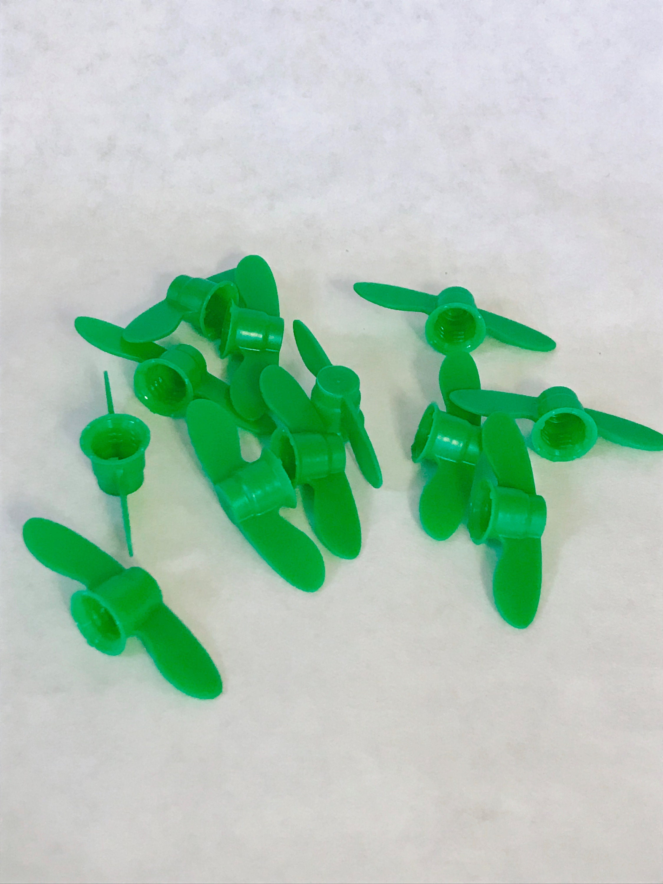 Up-cycled Plastic Lids, Baby Food Pouch Caps, Plastic Caps, Plastic ...