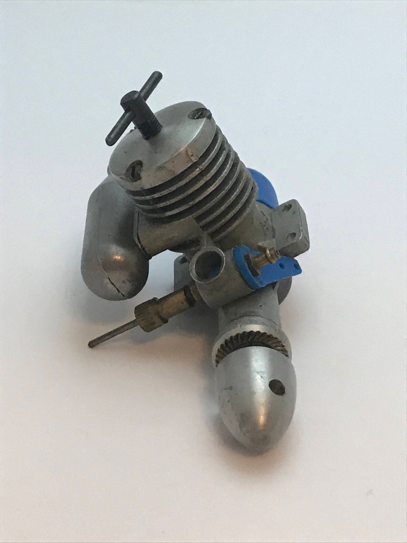 VINTAGE A-M 1.49cc /.09 Cubic Inch Model Diesel Engine, R/C Engine ...