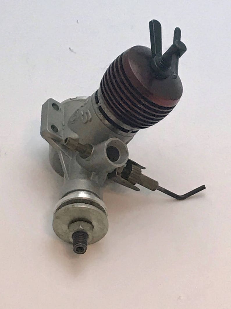 VINTAGE CS 1.5 Cc /.1 Cubic Inch Model Diesel Engine, R/C Engine ...