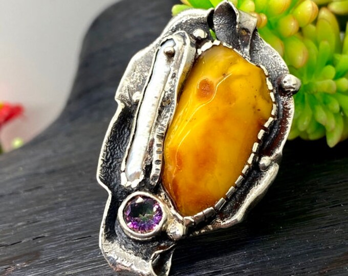 Very Unique Baltic Amber Gemstone Ring - Artisan Handcrafted Rig ...