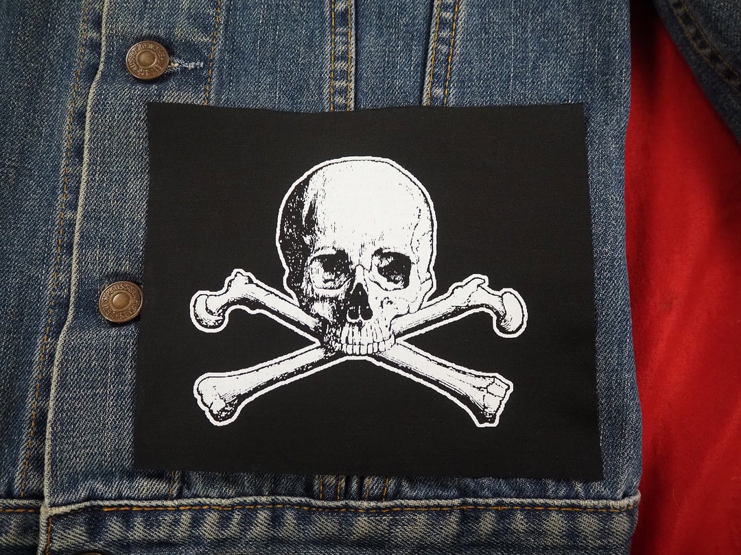 Skull and Crossbones Patch - Pirate Flag, Horror Patches, Sea Punk Patch, Skull Patch, Horror ...
