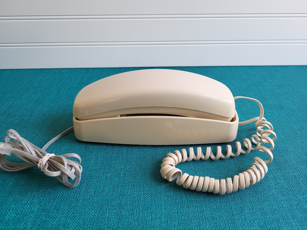 Vintage Wall Phone Trimline AT&T 210 Beige Wall Phone Push Button Wall ...