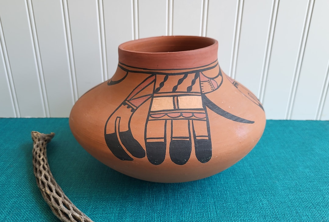 1977 TIGUA RED CLAY Saucer Pot Bowl Large Native Pottery Bowl Ysleta ...