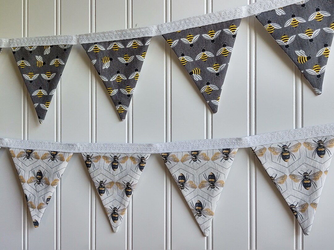Mini Bee Bunting: Double-sided Cotton Bee Garland - Etsy