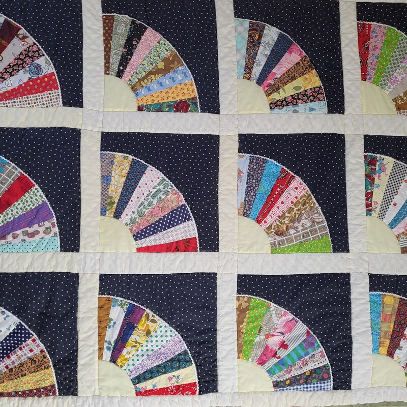 Vintage Fan Quilt - Etsy