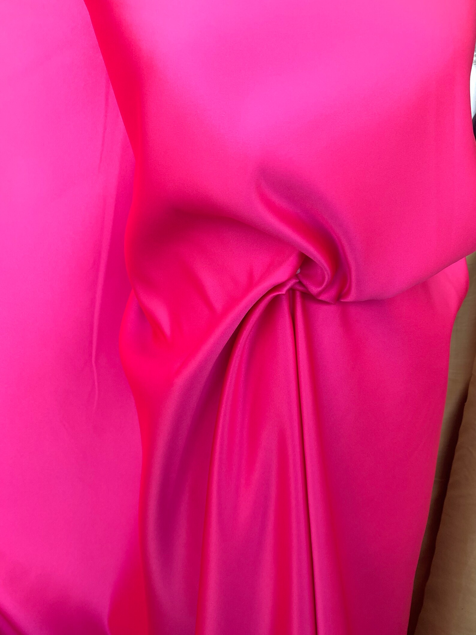 Hot Pink Fuchsia Pink Duchess Satin Heavy Satin 205 G per Sqm Bridal ...