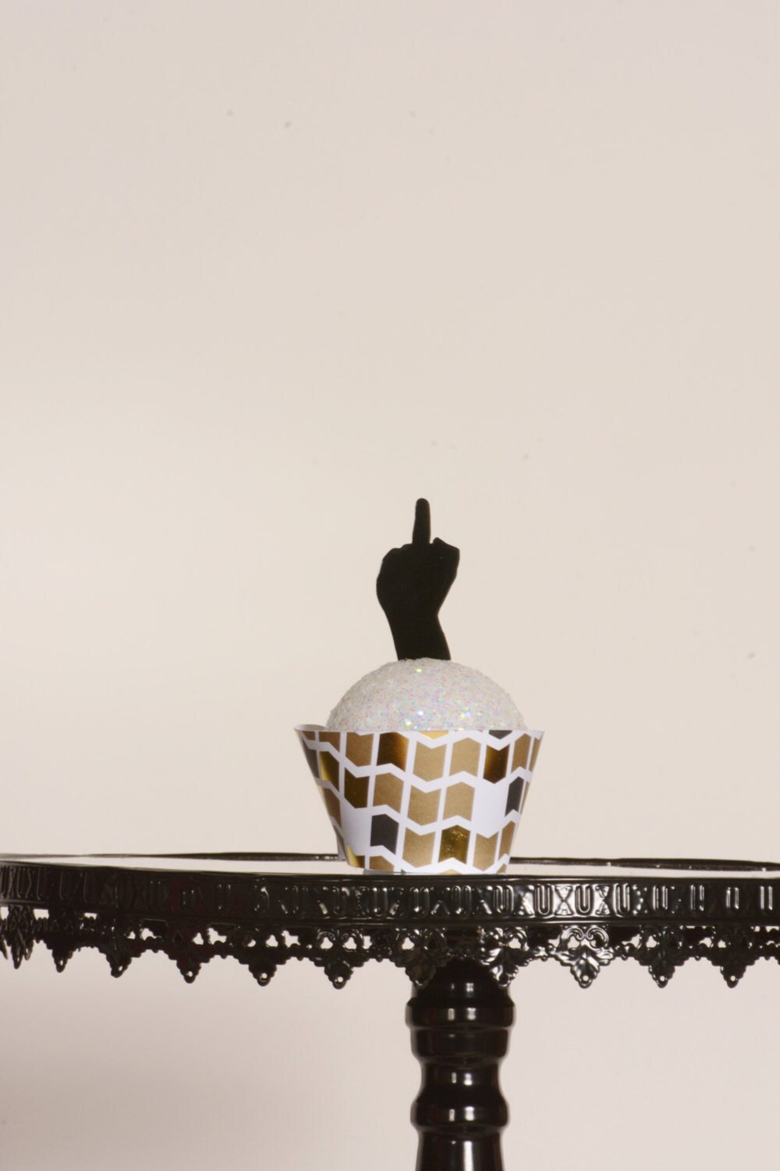 Funny Cake Topper, Funny Cupcake, Middle Finger, Retirement Party ...