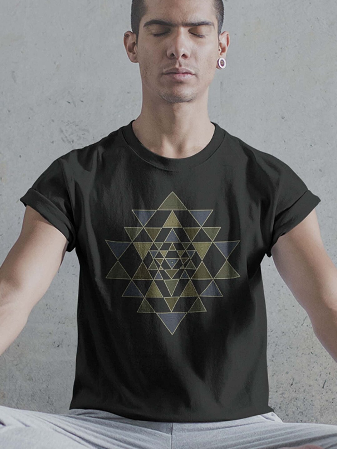 Shri Yantra Made to Order Men T-shirt - Black - Etsy