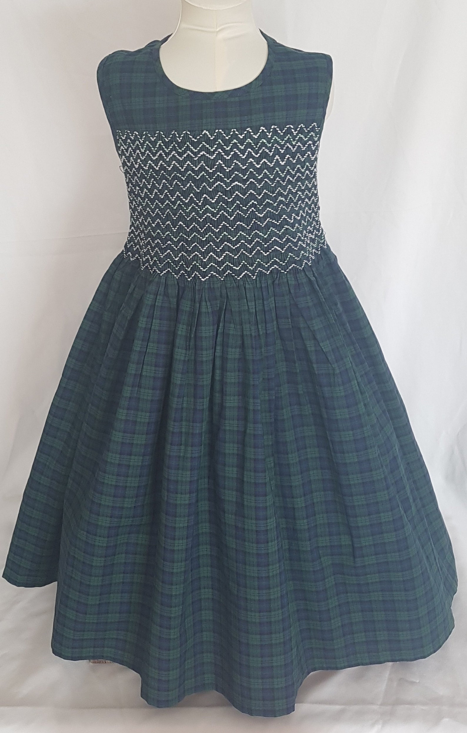 Beautiful Hand Smocked Green Plaid Girls Dress - Size 6 - Etsy