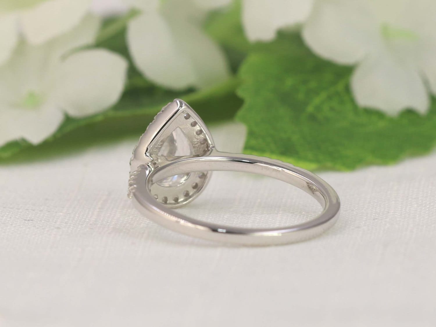 Pear Engagement Ring Pear Cut Ring Pear Halo Ring - Etsy