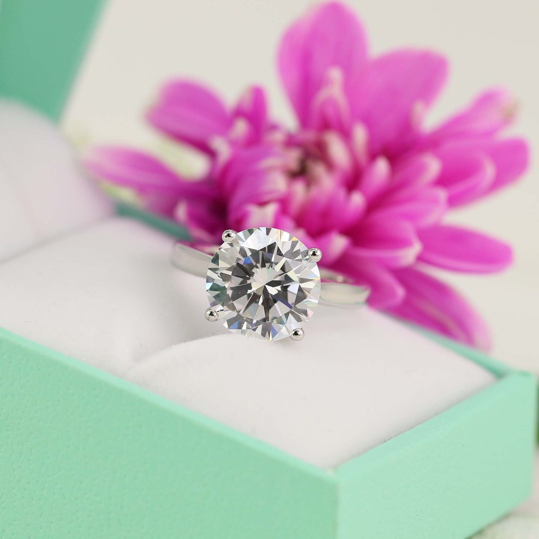 5ct Round Solitaire Ring, HUGH 5ct (11mm) CZ Round Diamond Engagement ...