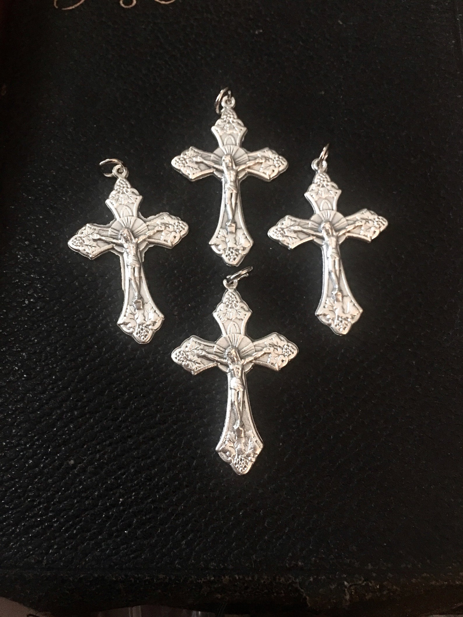 Lot of 4 Silver Tone Made Crucifix for Rosary Cross or Jewelry - Etsy