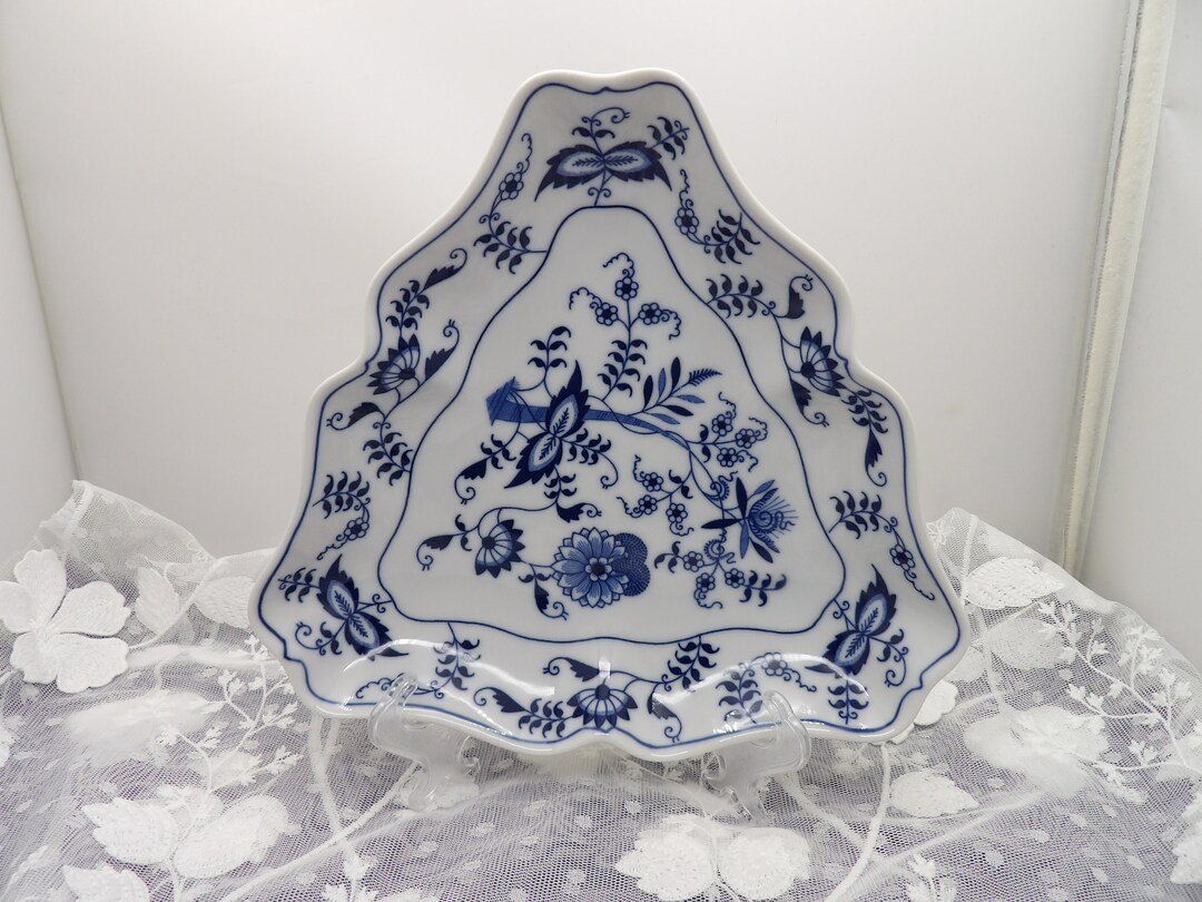 Vintage Blue Danube China Blue Onion Triangle Candy Dish Japan - Etsy