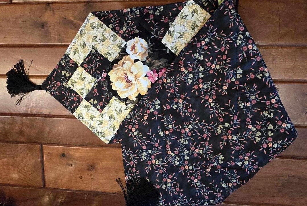 Pieced Floral Table Runner - Etsy