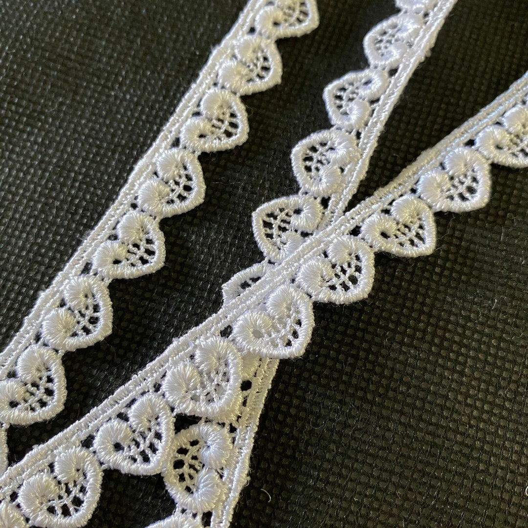 5 Yds Venise Heart Trim White Narrow Heart Trim - Etsy