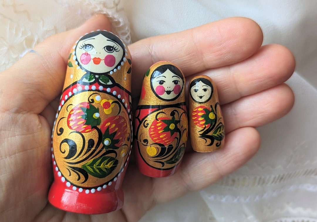 Tiny Matryoshka Dolls Mini Set Strawberries Nesting Dolls - Etsy