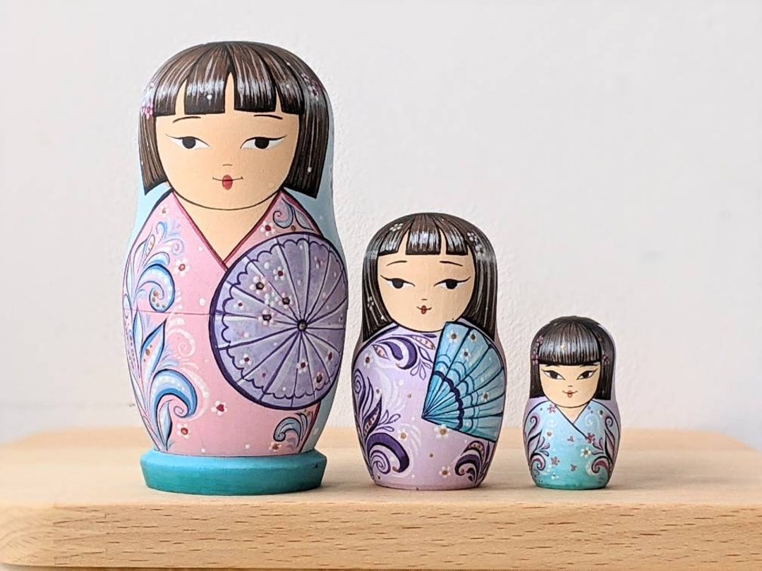 MADE TO ORDER Matrioshka Matryoshka Nesting Dolls Japanese Girls ...
