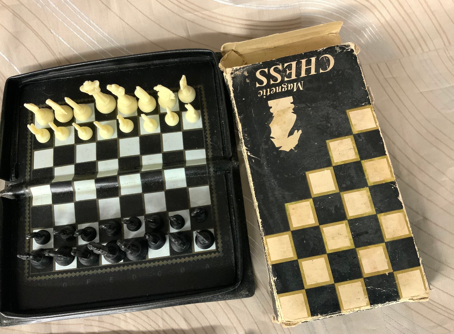 Mini Magnetic Chess Set, Travel Chess Set, Original Cardboard Box for ...
