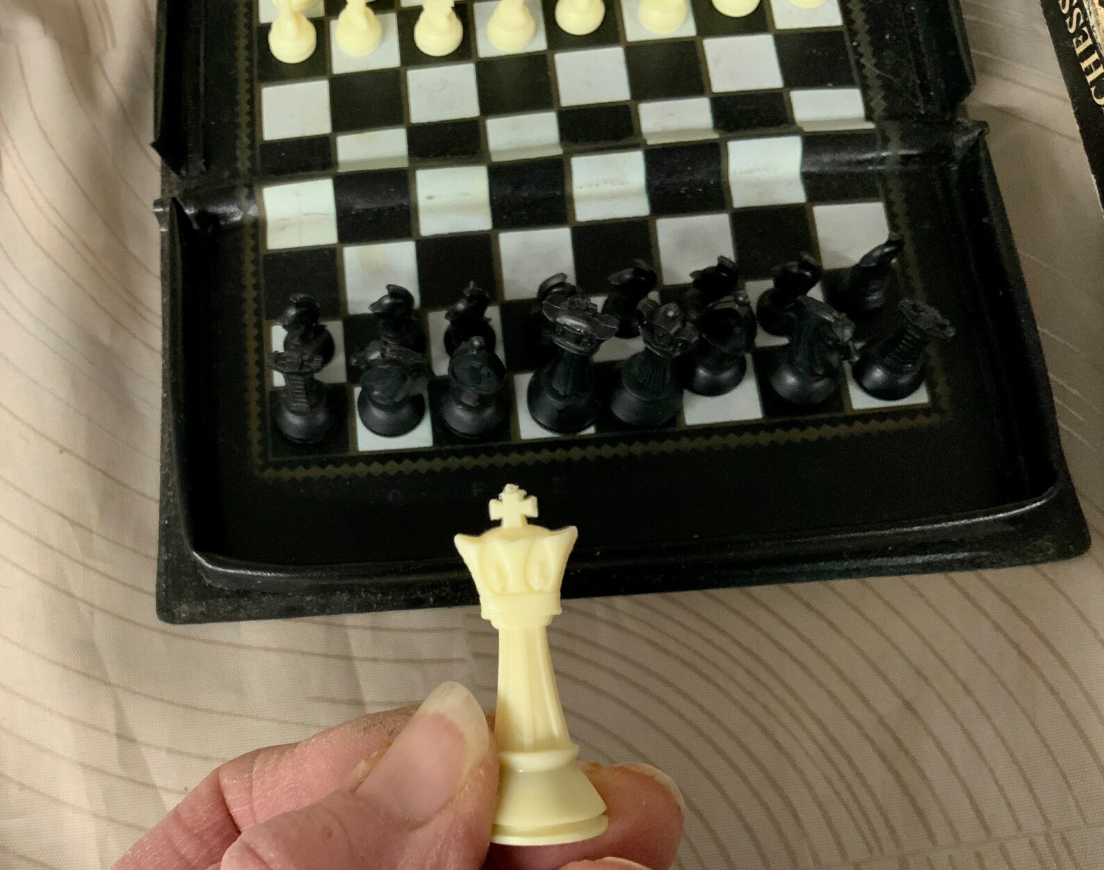 Mini Magnetic Chess Set, Travel Chess Set, Original Cardboard Box for ...