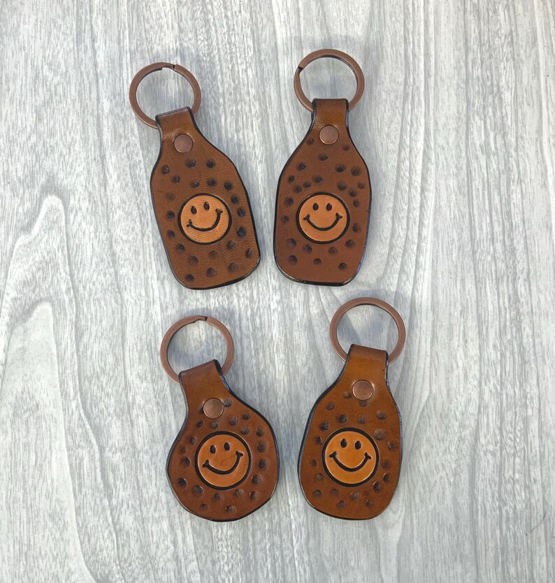 Smiley Face Key Fob, Leather Happy Face Keyfob,keychain, Leather ...