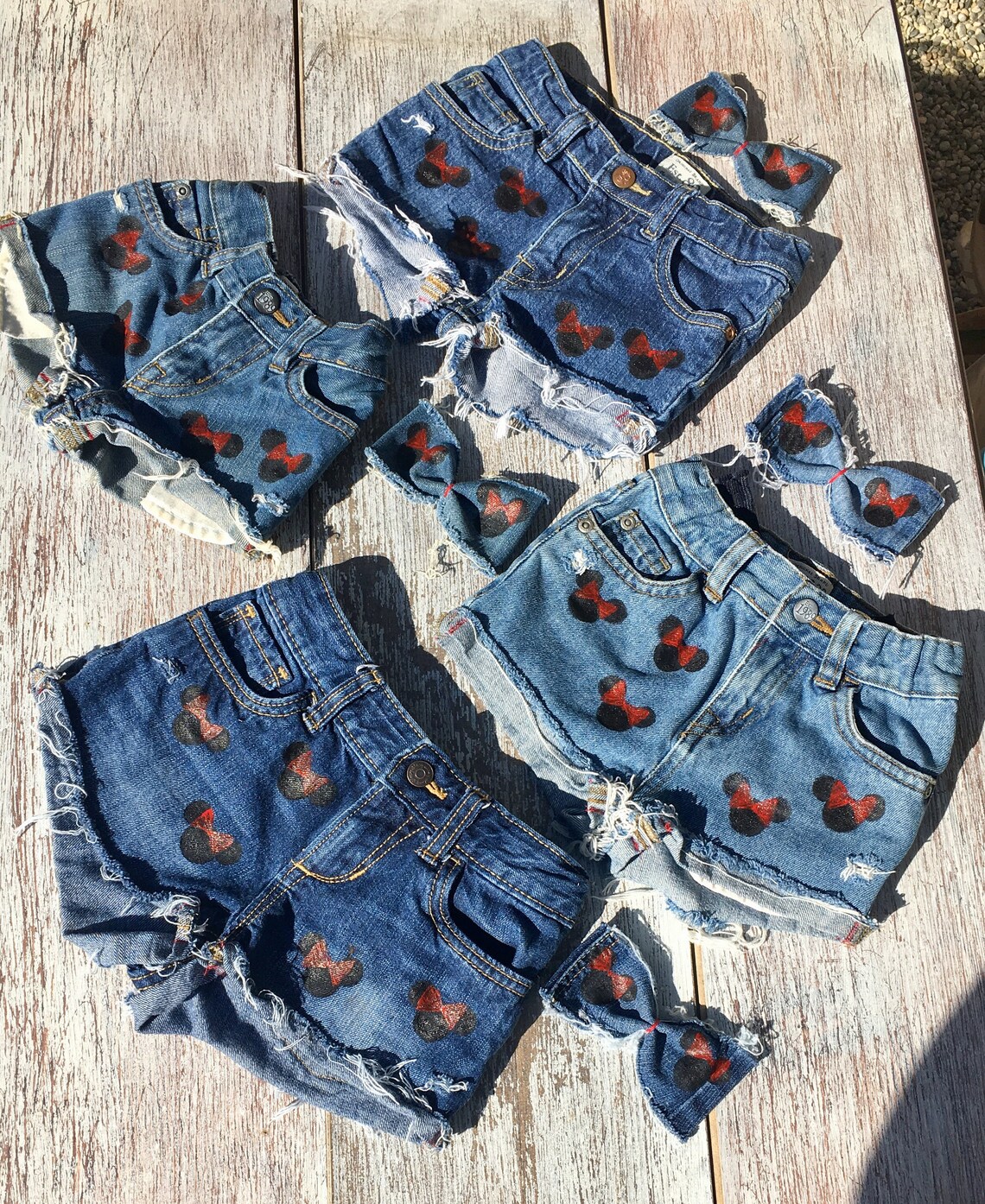 Free Hairbow/Blue Jean Minnie mouse shorts/ Disneyland trip | Etsy