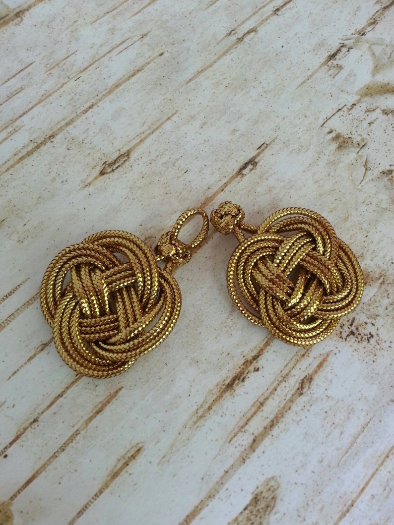 Four Loop Gordian Knot Frog Closure Wizard House Robe Metallic Gold ...