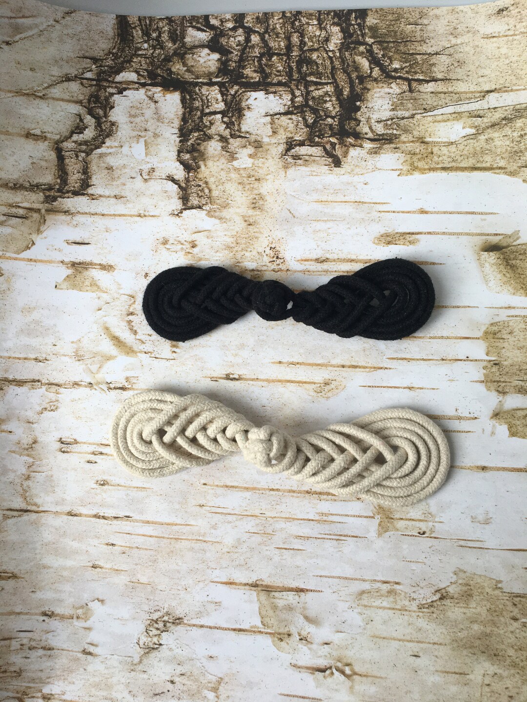 Large Frog Closure for Interior Decorating Pillows, Drapes or Cornice ...