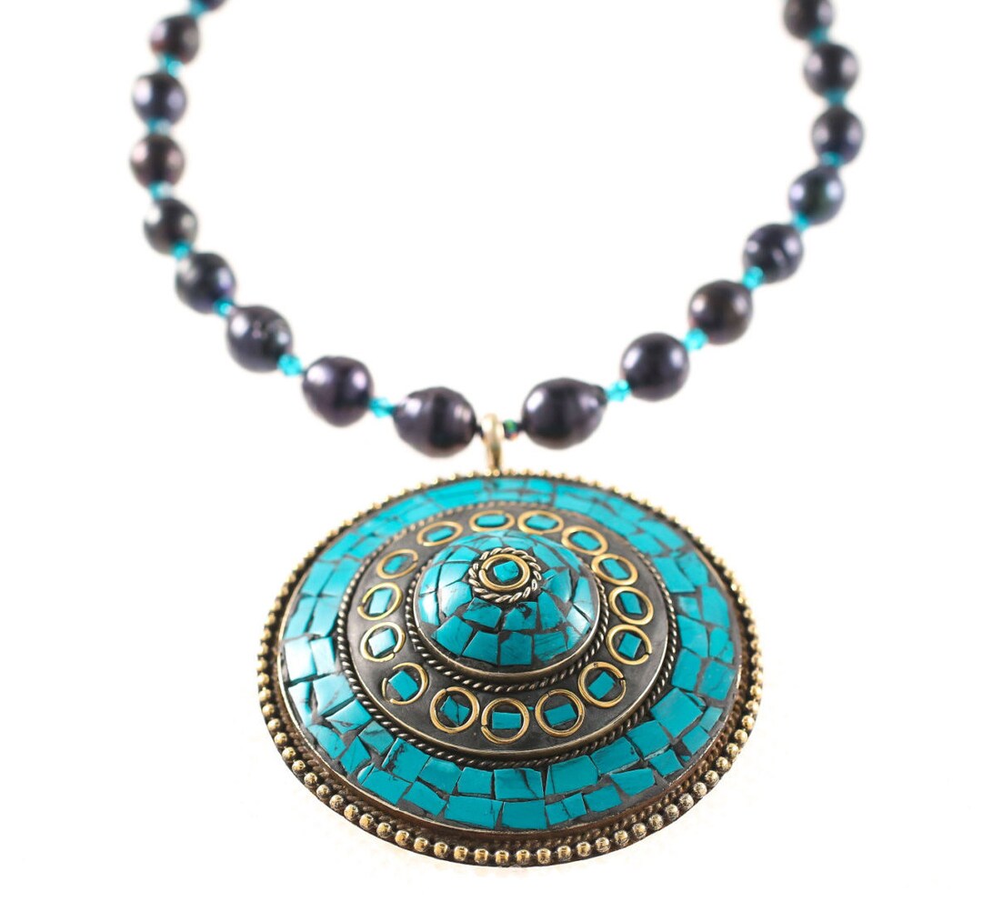 Bold & Beautiful Kahani: Black Freshwater Pearls and Swarovski - Etsy