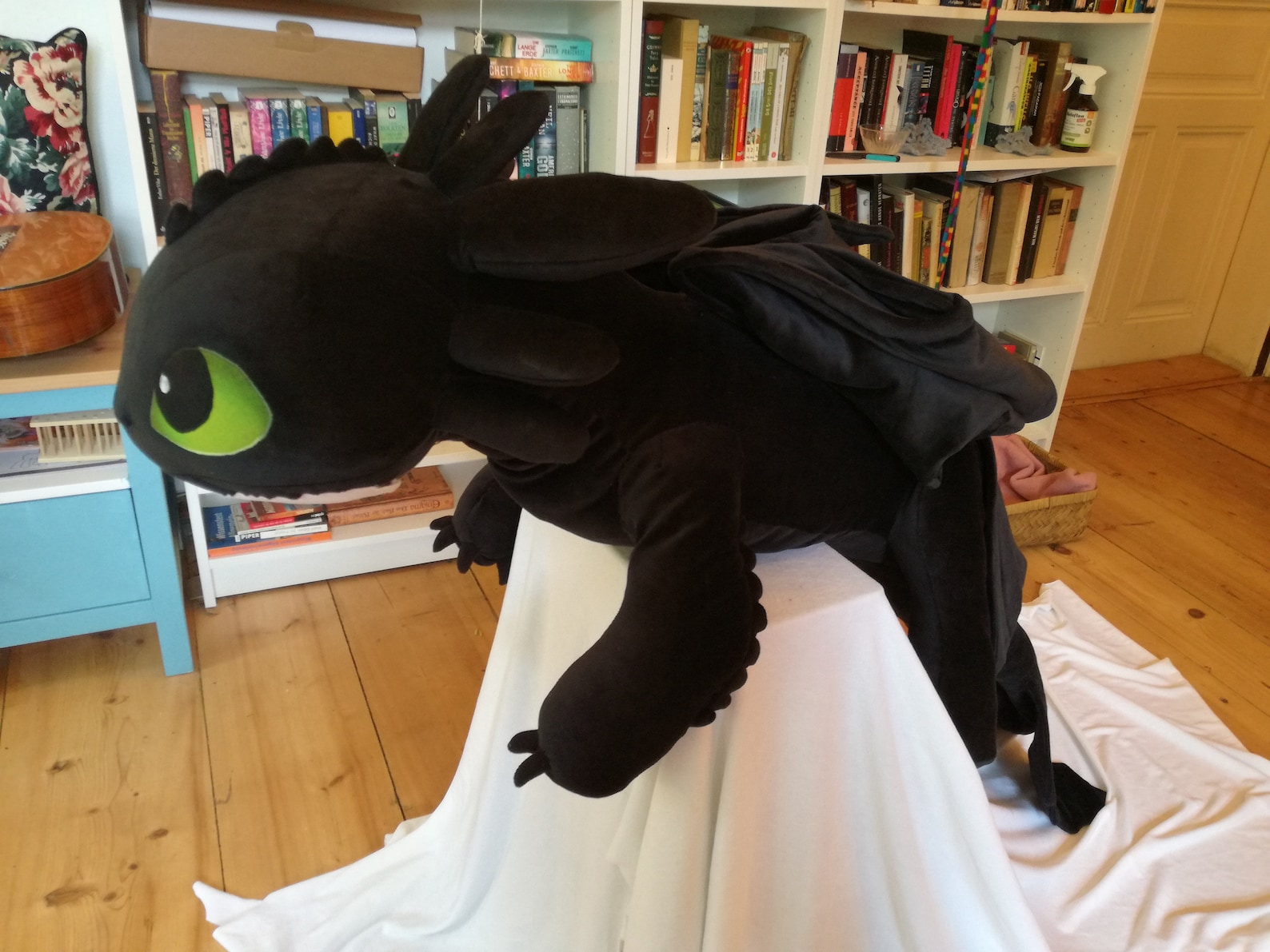 XXL Nightfury Plushy - Etsy Canada