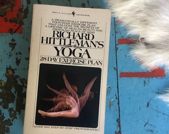 Vintage Yoga Book - Etsy