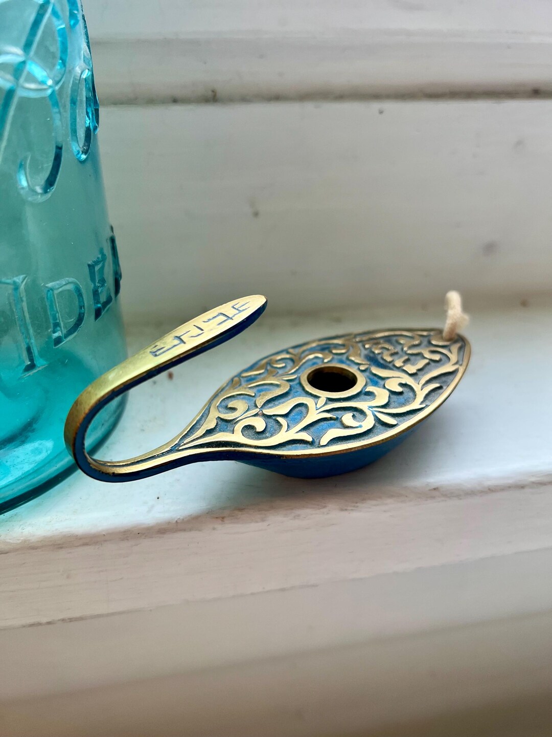 Antique Brass Oil Lamp Detailed Design Biblical Sold Heavy Home Decor ...