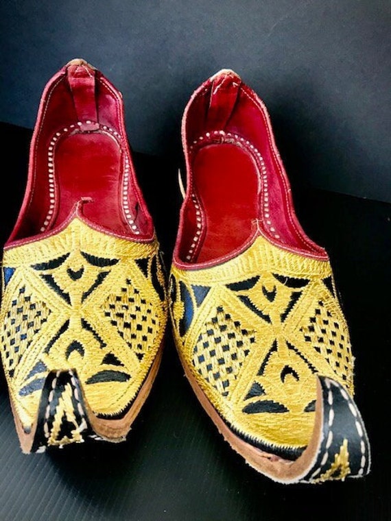 Ceremonial Arabic Leather Genie Style Wedding Slippers | Etsy