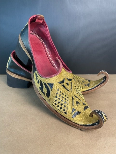 Ceremonial Arabic Leather Genie Style Wedding Slippers - Etsy