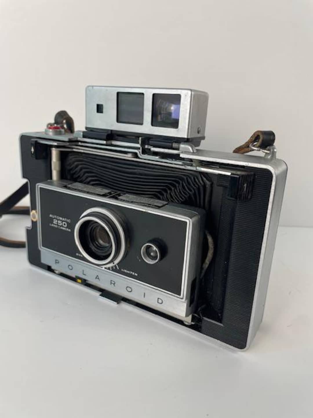 1960s Polaroid 250 Land Camera -original Leather Case and Accessories ...