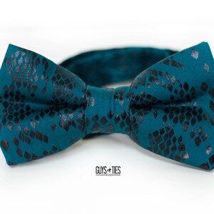 Teal Snake Print Bow Tie, Mens Animal Print Bow Ties, Python Pattern ...