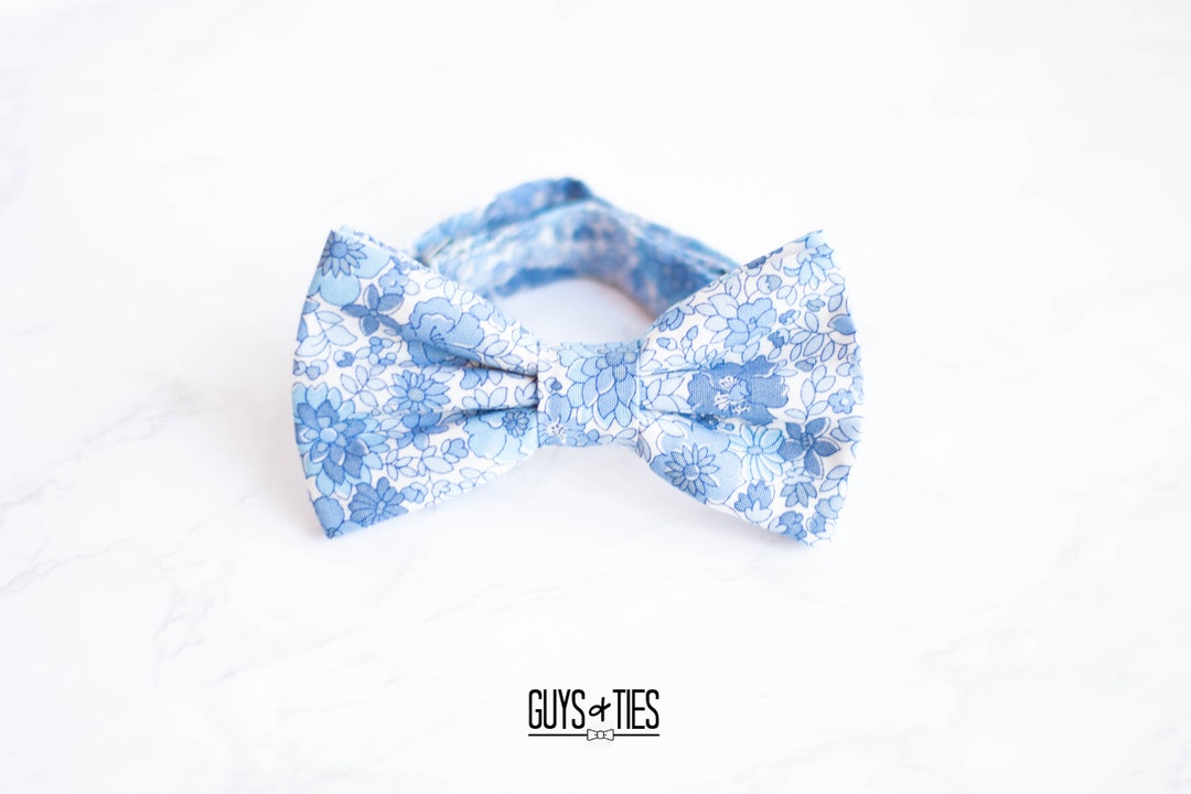 Sky Blue Mini Floral Bow Tie, Tiny Flower Bow Ties for Men, Light Blue ...