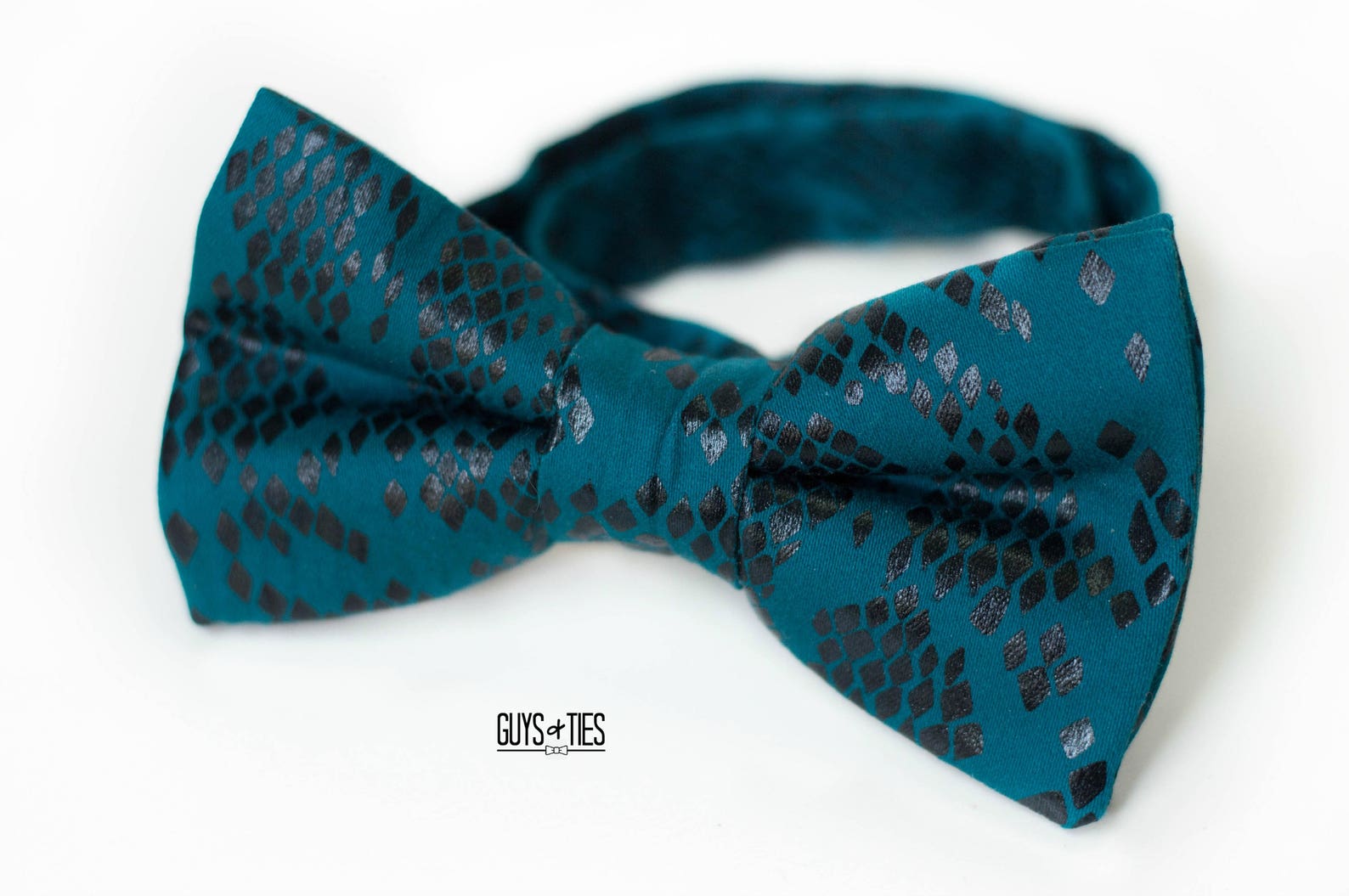 Teal Snake Print Bow Tie, Mens Animal Print Bow Ties, Python Pattern ...