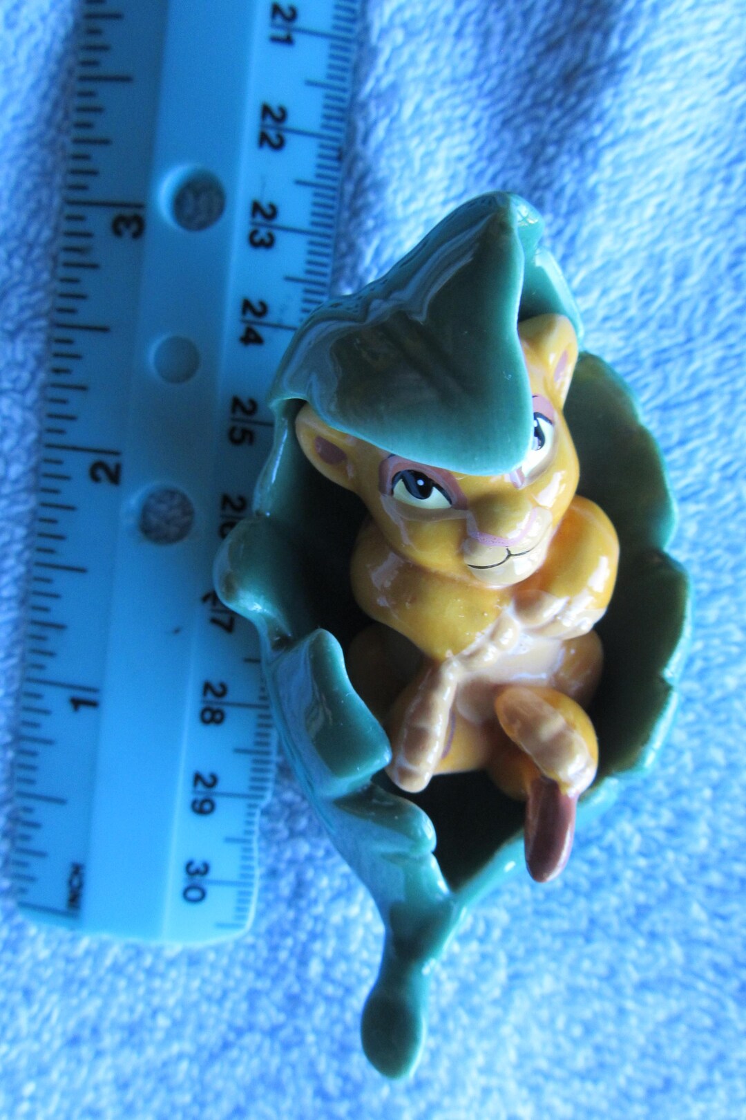 Figurine Lion King Baby Simba in Leaf Bone China, 3" Long, 1990s - Etsy
