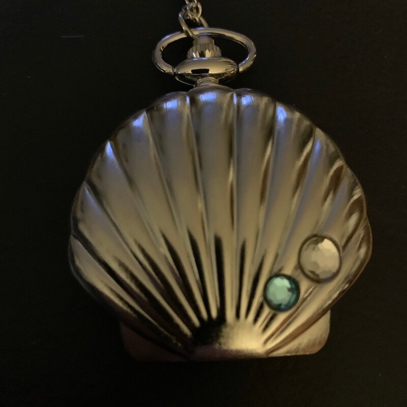 Shell Pill Box - Etsy