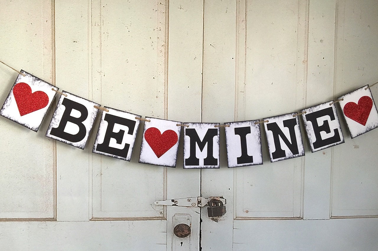 BE MINE Banner Valentine's Day Garland Wedding Photo - Etsy