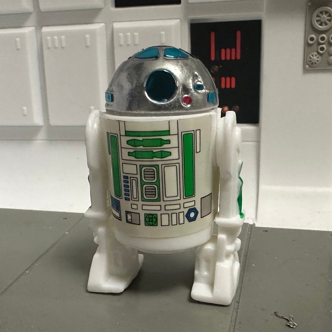 Star Wars Kenner Style Custom R2 Figure White Ans Green With Blue on ...