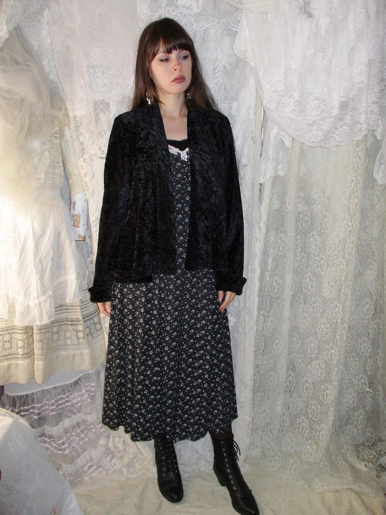 Y2k Black Fuzzy Shrug by Connected Open Front Flowy Witchy Open Front ...