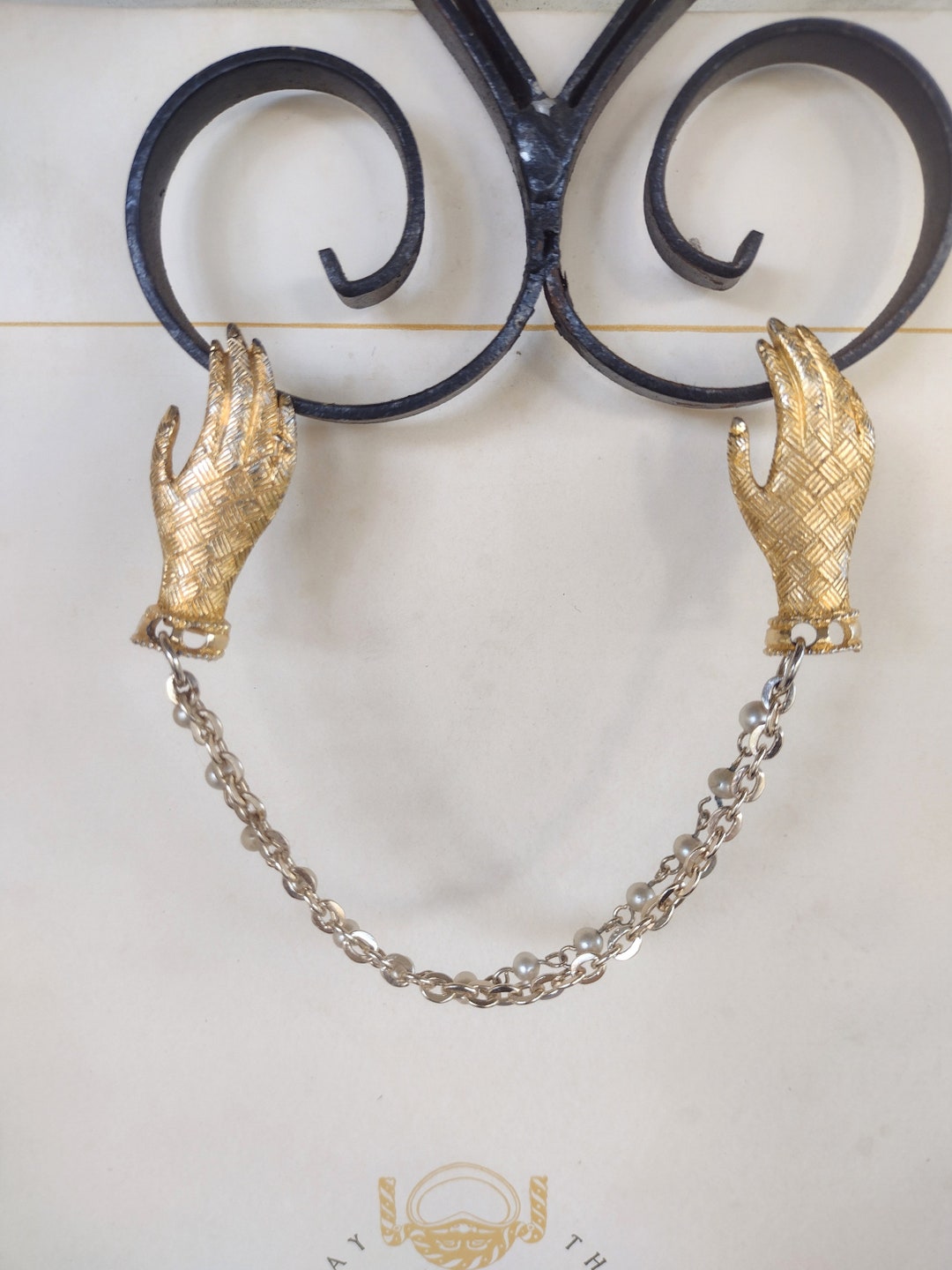 Victorian Hand Sweater Guard Cardigan Clip 50s 60s Gold Tone Chain ...