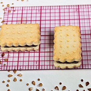 Large Ice Cream Sandwich Keychain - Etsy
