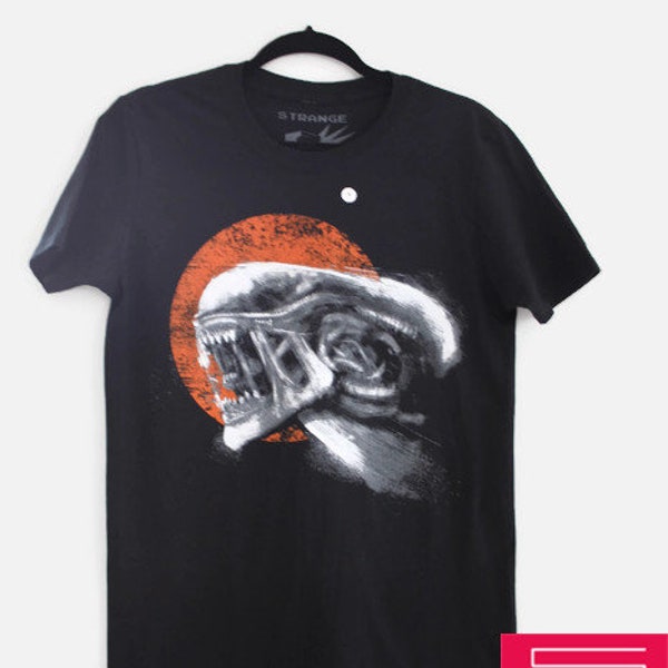 Xenomorph Shirt - Etsy