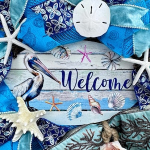 Turquoise & Beautiful Beachy Blues Welcome Pelican Beach Coastal Wreath ...