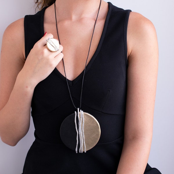 Round Pendant - Etsy